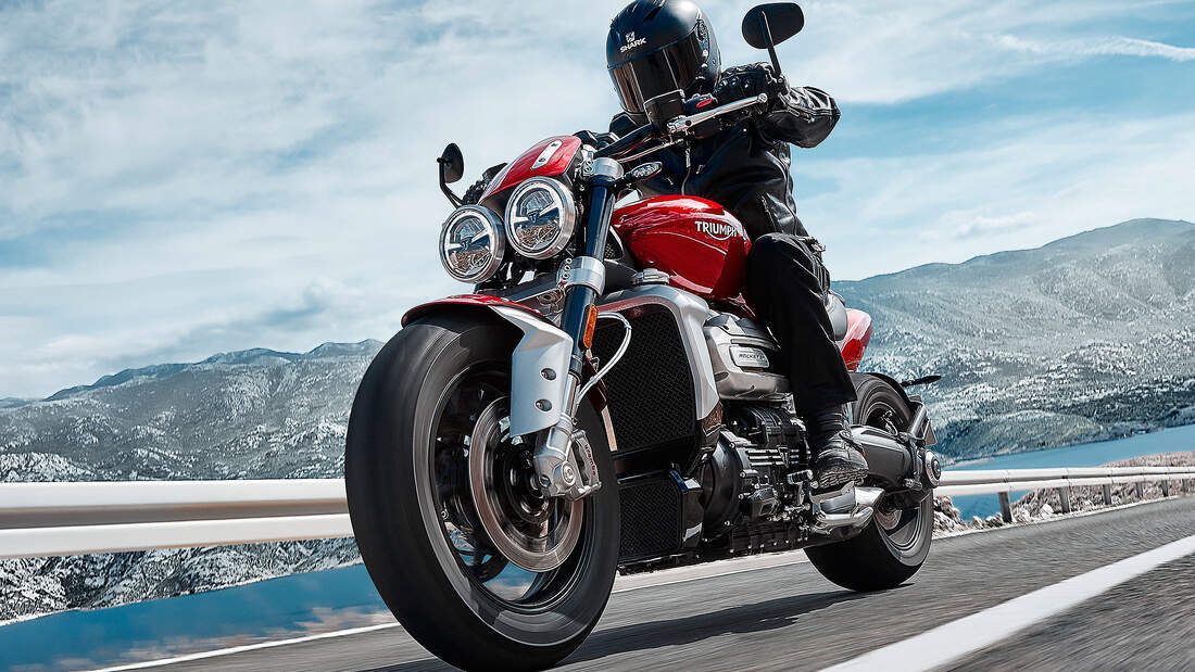 Triumph Rocket 3 R und GT: Hochleistungs-Muskelprotz in zwei Versionen ...