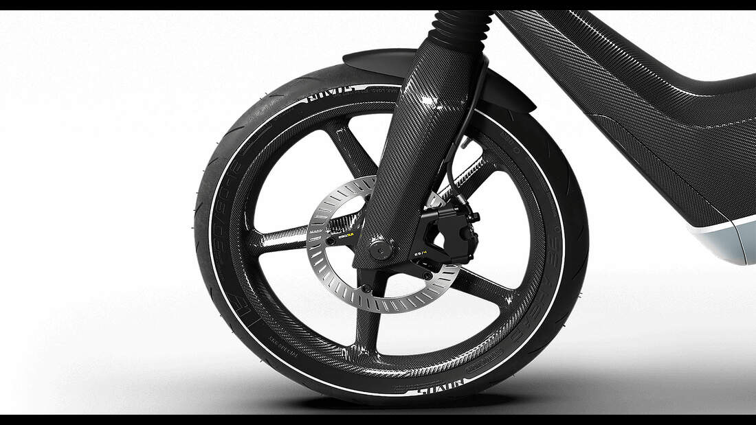 Novus E-Bike: Luftiges Elektromotorrad mit 18 kW Leistung ...