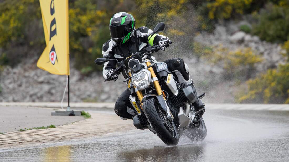 Dunlop Roadsmart 4: Alleskönner für entspannte Touren | MOTORRADonline.de