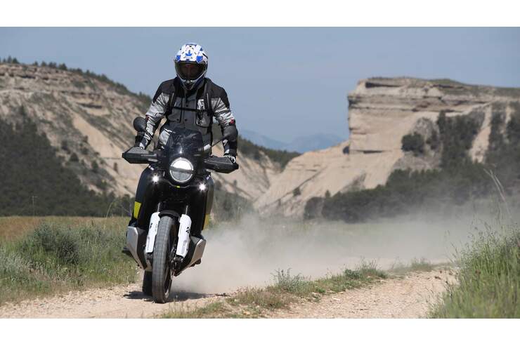 Bridgestone AT 41: Adventurereifen für alle Lagen | MOTORRADonline.de