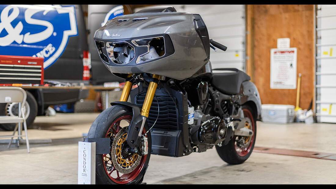 Indian Bagger Racer: Der Supertourer für die Rennstrecke ...