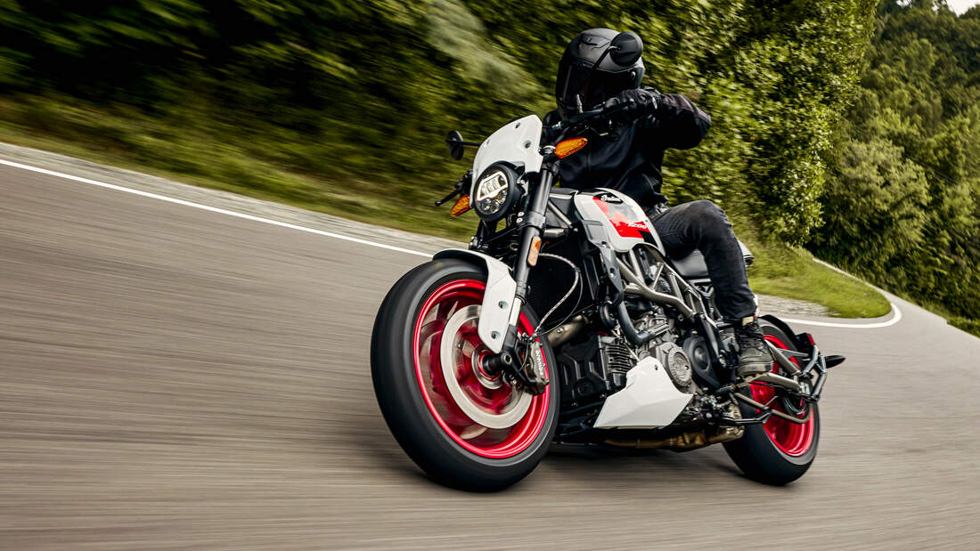 Indian FTR für 2023: Sport, R Carbon und Rally | MOTORRADonline.de