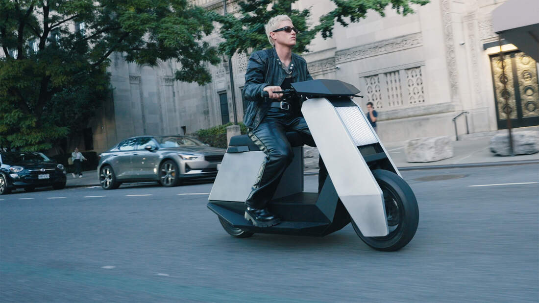 Infinite Machine P1 E-Scooter: Elektroroller als Design-Objekt ...
