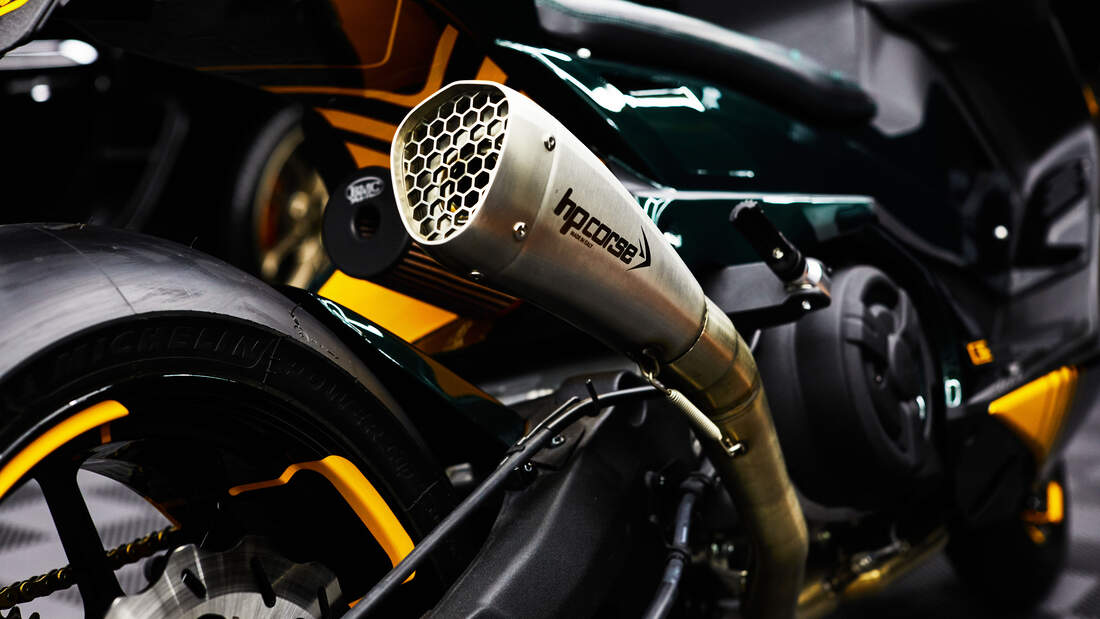 Sehr edel: Yamaha TMAX Titan von Ortolani Customs | MOTORRADonline.de