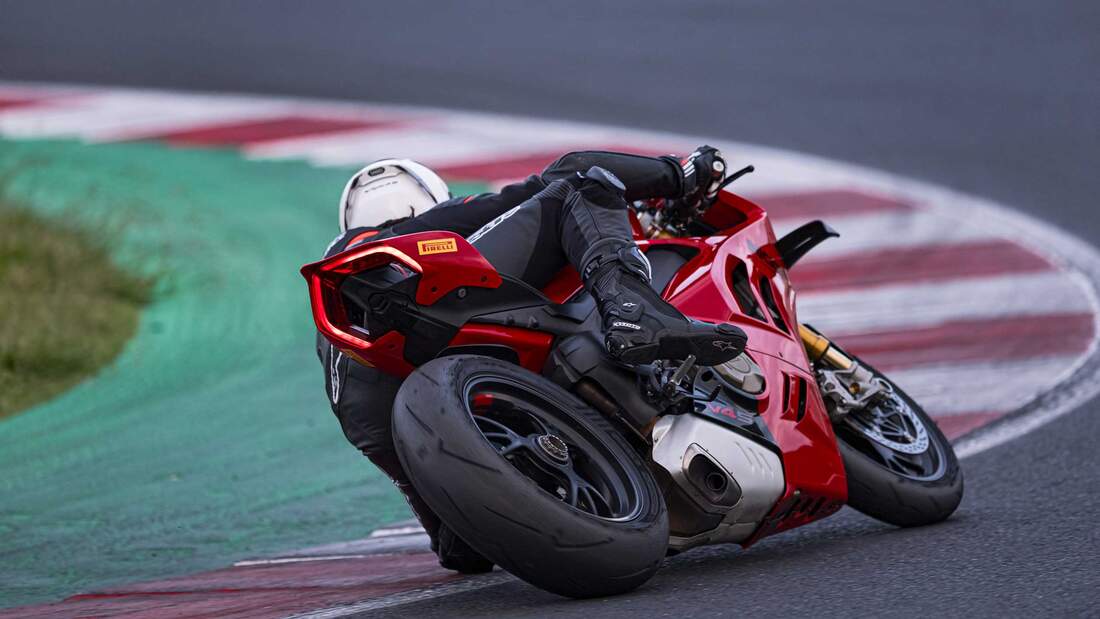 Pirelli Diablo Supercorsa V4 SP und SC 2023 | MOTORRADonline.de