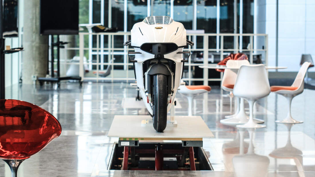 Supermono 699-SC von Designer Pierre Terblanche | MOTORRADonline.de