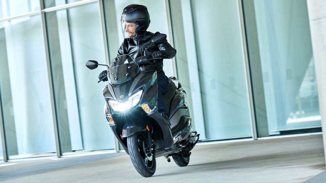 Suzuki Burgman Street 125 EX: Start-Stopp-Automatik | MOTORRADonline.de