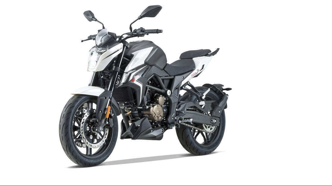 Voge 300 AC: Günstiges Stadt-Motorrad im Test | MOTORRADonline.de