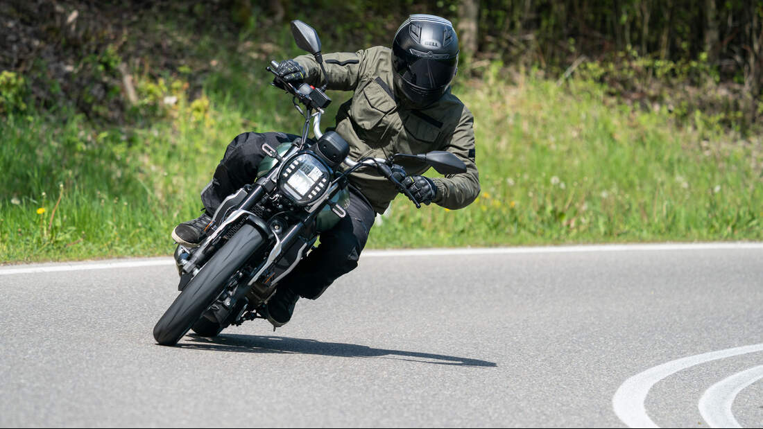 Voge 300 AC: Günstiges Stadt-Motorrad im Test | MOTORRADonline.de
