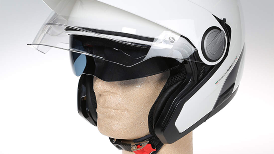 Zwölf einzigartige Helmmodelle im Produkttest - MOTORRADonline.de