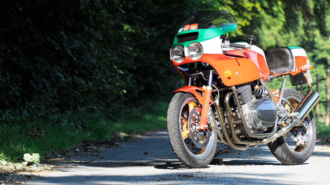 Szene Harris-Laverda - MOTORRADonline.de