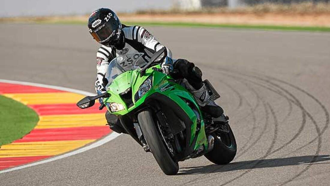 MOTORRAD-Supersportler-Test 2011: Rennstrecke - MOTORRADonline.de