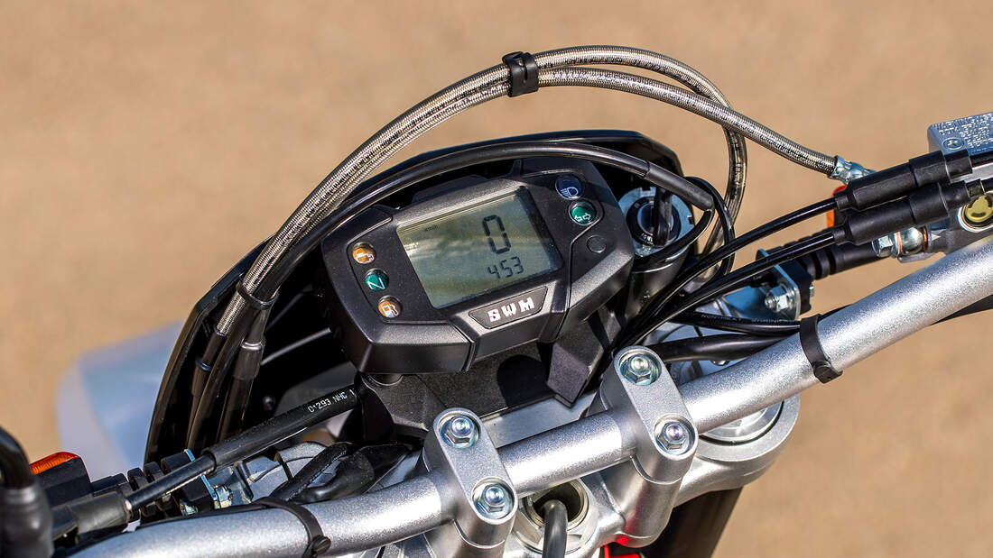 SWM SM 125 R 2018 Test | MOTORRADonline.de