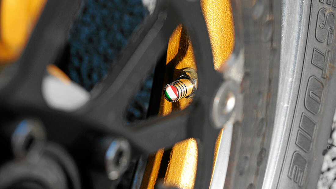 Szene Harris-Laverda - MOTORRADonline.de