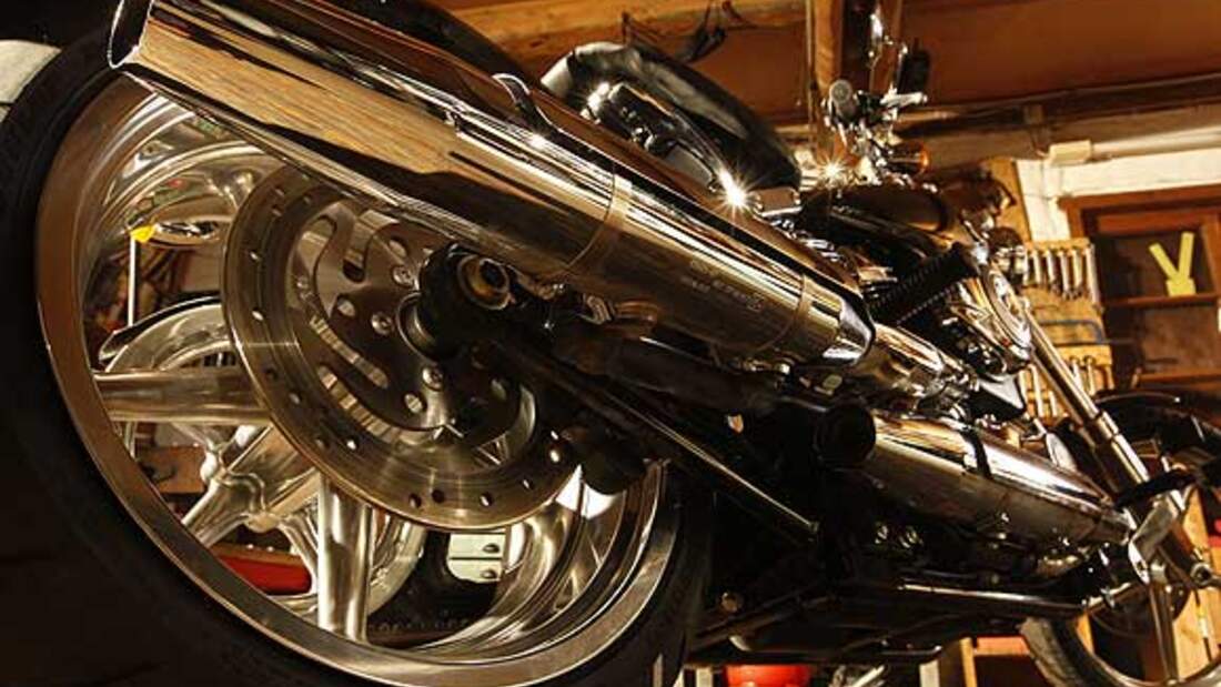 Harley-Davidson Rocker C - MOTORRADonline.de