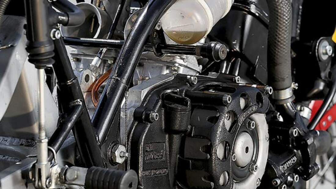 Die Yamaha-Zweitakter RD 350 LC und TZ 350 G im Vergleich ...