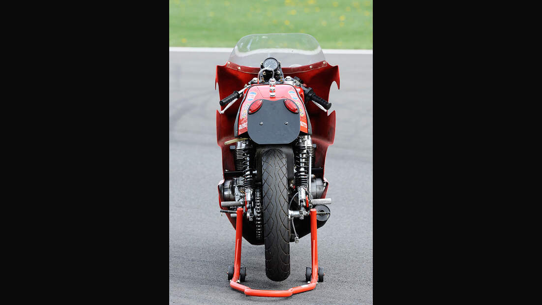 Sport: Japauto-Honda 950 SS | MOTORRADonline.de
