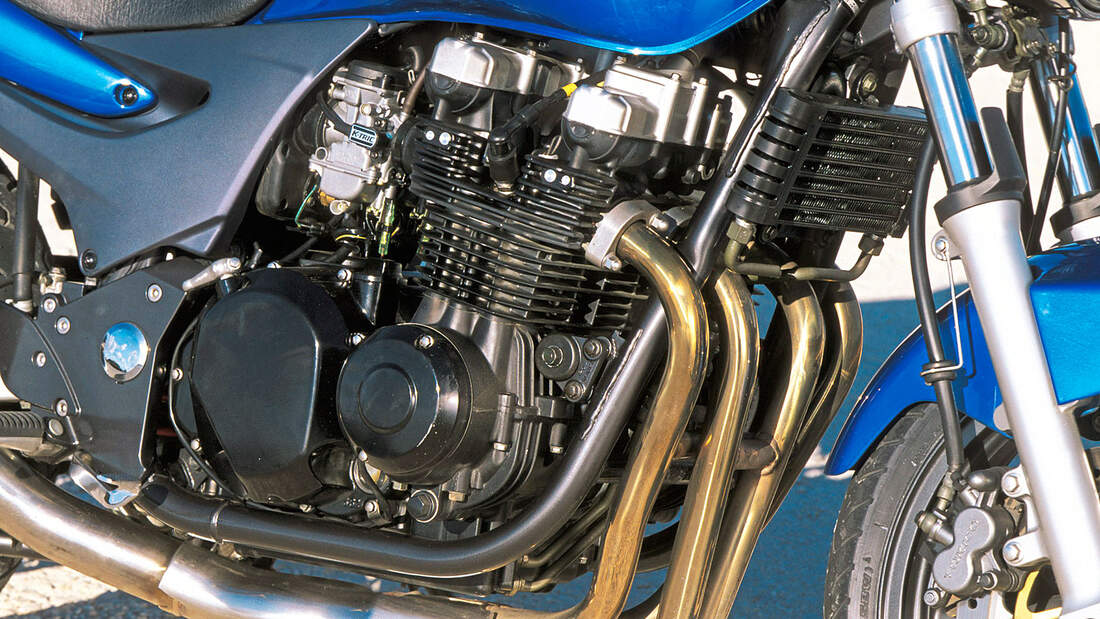 Spannende Kawasaki Zr 7 Schwachstellen Fotos