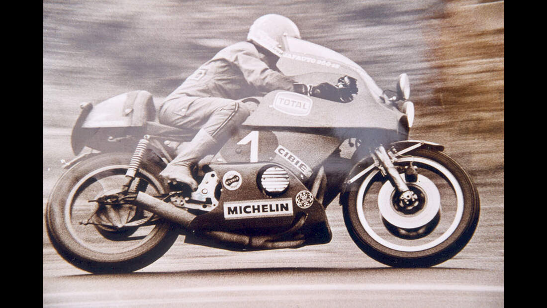 Sport: Japauto-Honda 950 SS | MOTORRADonline.de