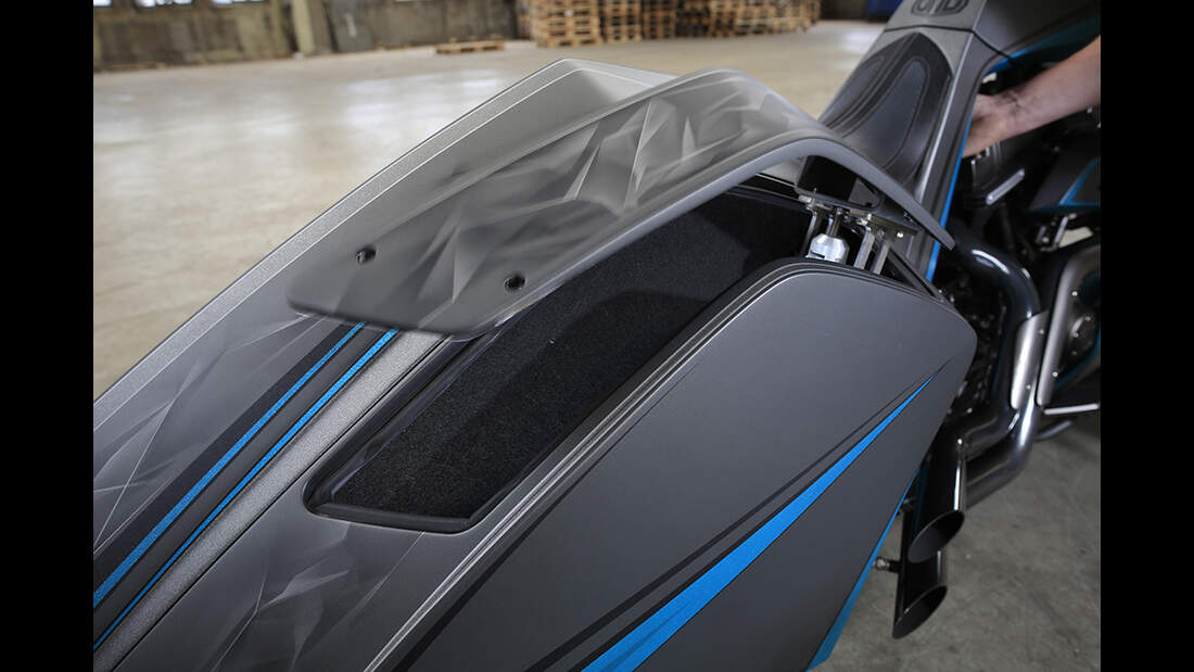 Extrem-Bagger F32 von Kodlin | MOTORRADonline.de