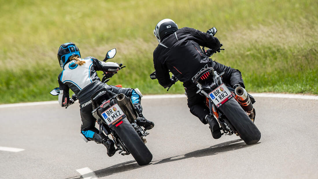 KTM 790 Duke und KTM 1290 Super Duke R Vergleichstest | MOTORRADonline.de