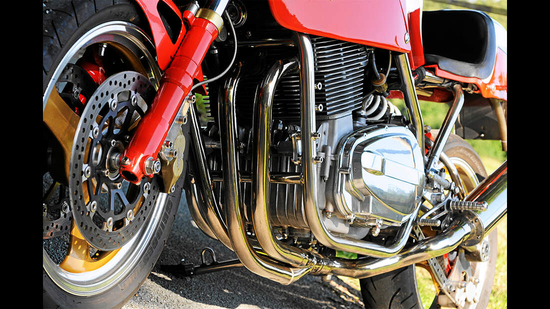 Szene Harris-Laverda | MOTORRADonline.de