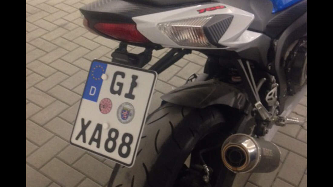 Szene: MOTORRAD-Leser und ihre Wunschkennzeichen - MOTORRADonline.de