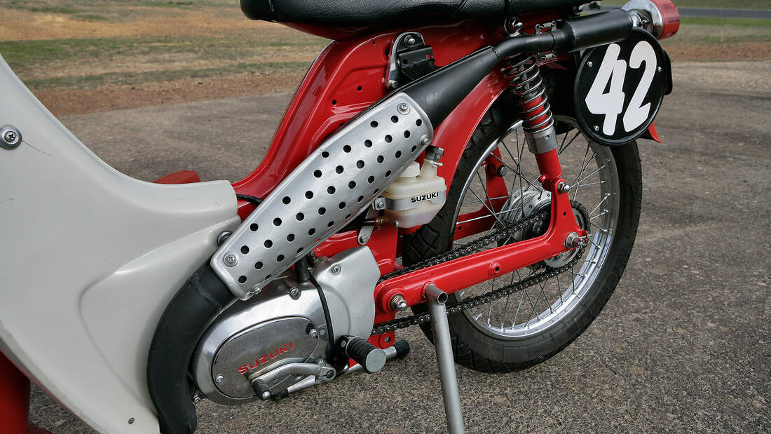 Suzuki F50 im Fahrbericht | MOTORRADonline.de