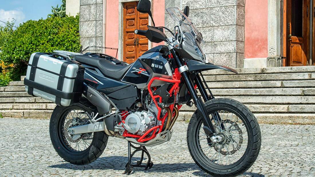SWM Superdual T im Fahrbericht | MOTORRADonline.de