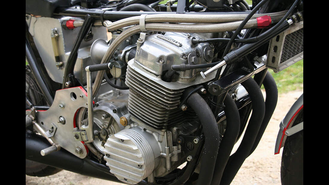 Sport: Japauto-Honda 950 SS | MOTORRADonline.de