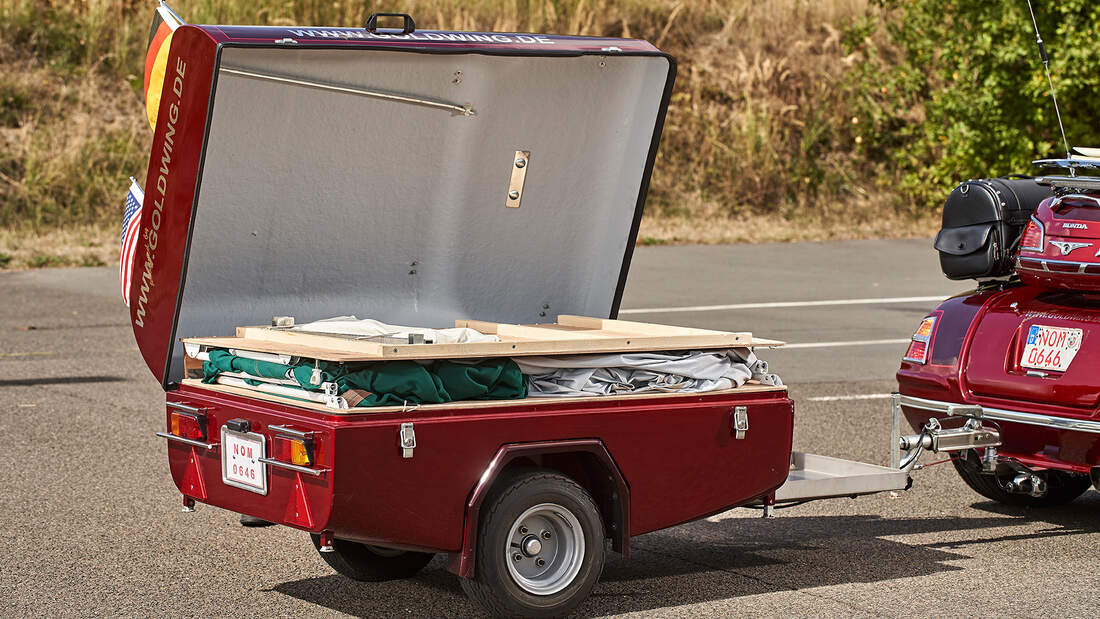 Point Fuchs-Honda Gold Wing Trike mit Anhänger | MOTORRADonline.de