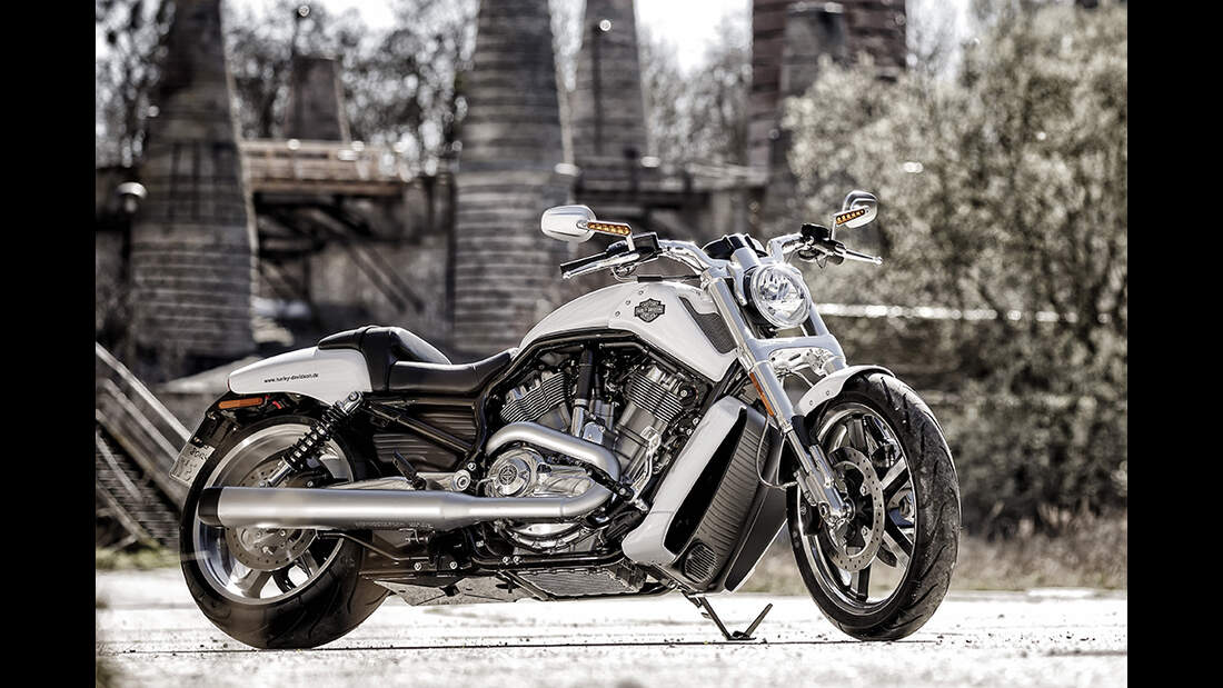 Ducati XDiavel S, Harley-Davidson V-Rod Muscle und Yamaha Vmax im ...