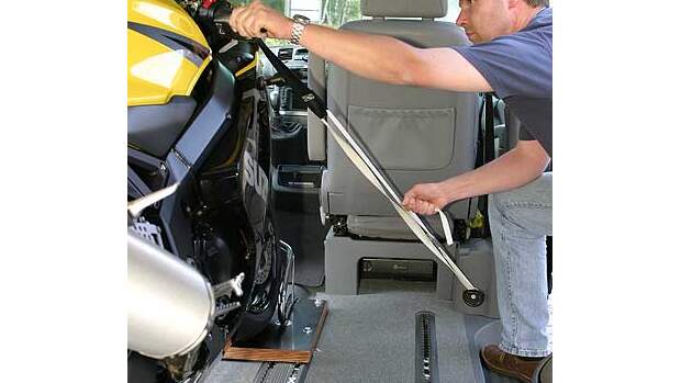 So geht's: Das Motorrad transportieren | MOTORRADonline.de