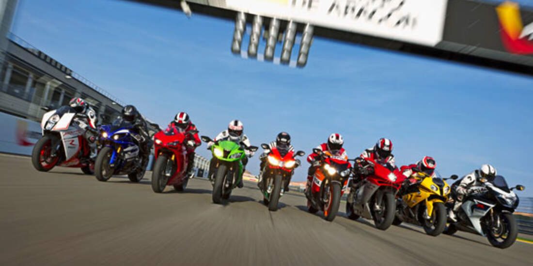 MOTORRAD-Supersportler-Test 2011: Rennstrecke - MOTORRADonline.de