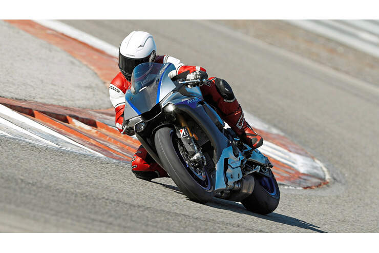 Bridgestone R11 im Test | MOTORRADonline.de