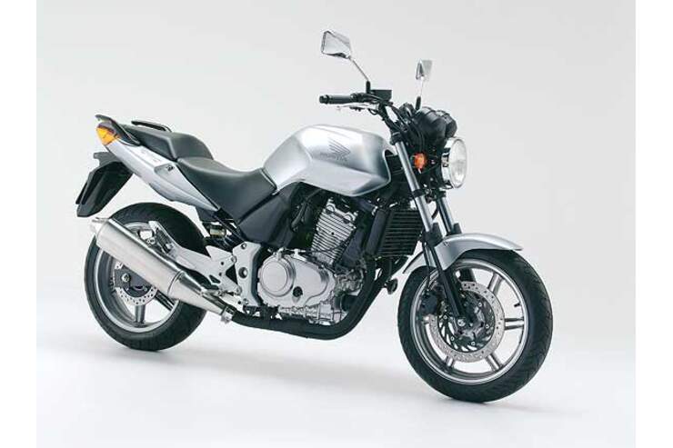 Honda CBF 500 Tests & Fahrberichte, aktuelle Neuvorstellungen und ...