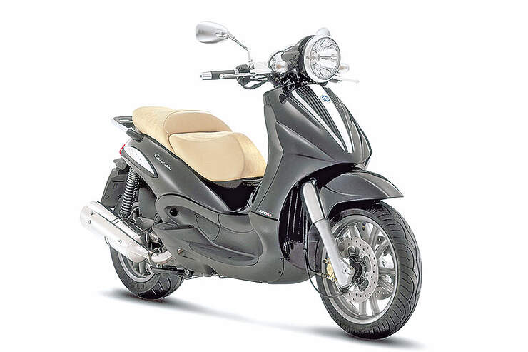 Piaggio Beverly 500 Tests & Fahrberichte, aktuelle Neuvorstellungen und ...