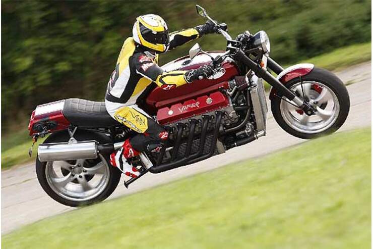 Fahrbericht Millyard Viper V10 | MOTORRADonline.de