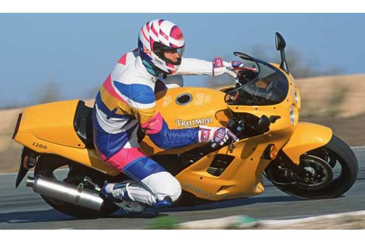 Im Test: Triumph Daytona 1200 | MOTORRADonline.de