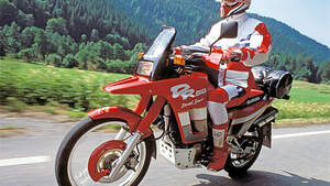 Bullit Motorcycles Hero Hunt S Spirit 125 250 - MOTORRADonline.de